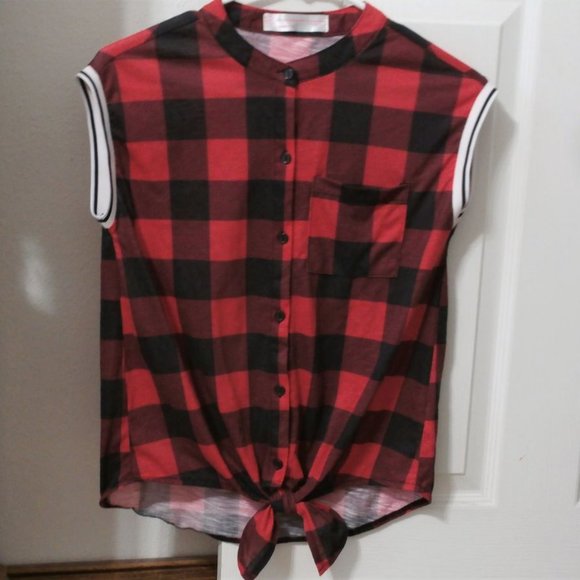 No Boundaries | Tops | No Boundaries Womens Size Xs Red Black Checkered Top Like New | Poshmark